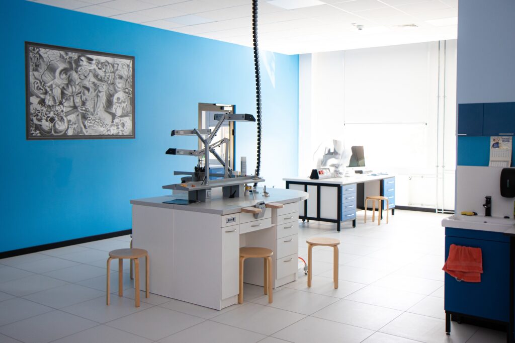 Dental Engineering Laboratory - EHTIC