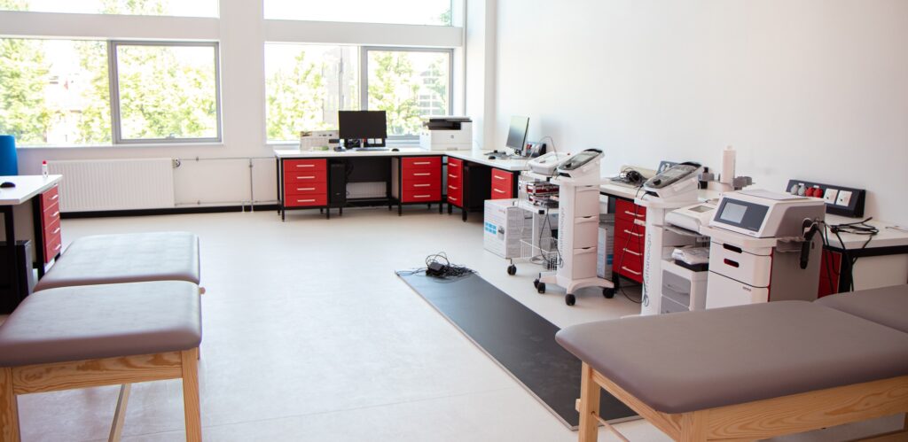 Physical therapy lab - EHTIC